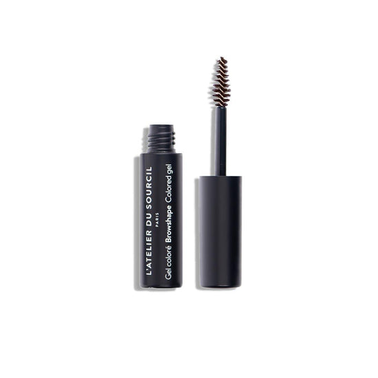 Tweezing Eyebrows | L'Atelier du Sourcil